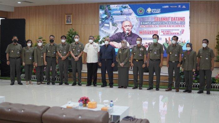 Bentuk Karakter dan Prilaku Baik, Unjani Gelar PPAK Bagi Mahasiswa Baru ...