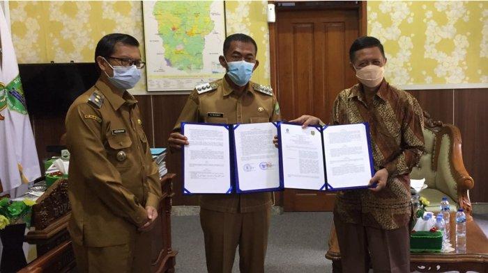 Penandatanganan Kesepakatan Bersama antara Pemda Kab. Subang dengan ...