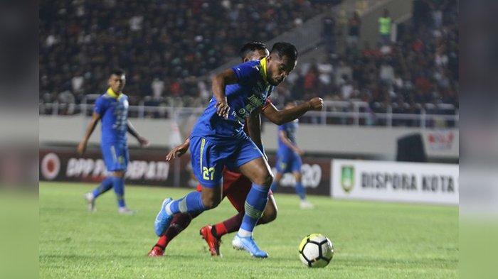 Profil dan Fakta Menarik tentang Zulham Zamrun, Striker Tangguh Persib ...