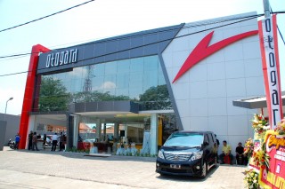 Otogard Resmikan Outlet ke-9 di Bandung - Tribunjabar.id