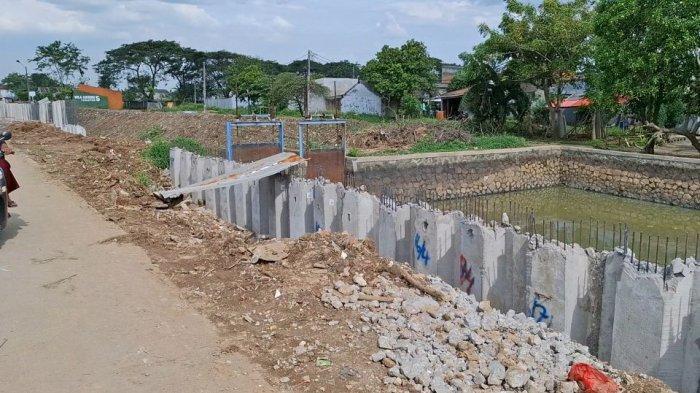 FOTO Kondisi Bangli Bekas Digusur KDM, Proyek Lanjut Pelebaran Jalan ...