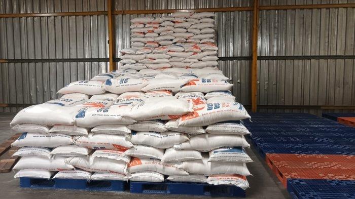 Bulog Gelontorkan 350 Ton Beras ke Pasar Induk Cipinang Jakarta Timur - Tribunjakarta.com