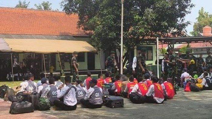 Curhatan Orangtua Siswa yang Ikut 'Wajib Militer' ke Dedi Mulyadi, Sudah Nyerah dengan Kelakuan ...