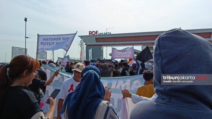 Dampak Kesehatan RDF Rorotan Makin Parah, Kini 17 Warga JGC Jatuh Sakit ...