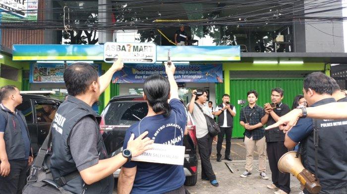 BERITA FOTO Beda Keterangan Gathan Saleh dan Korban Saat Rekonstruksi ...