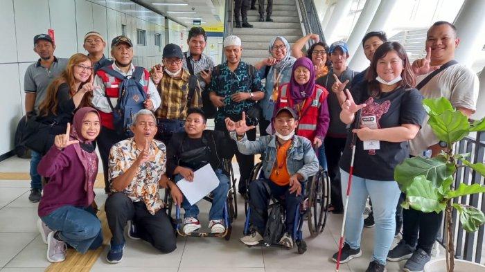 Disabilitas Soroti Sarpras LRT Jabodebek, Mesin Tiket Hingga Tempat ...