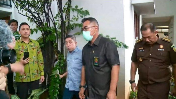 Datangi Rumah Dinas Ferdy Sambo, Hakim Cek Posisi CCTV dan Lokasi Tewasnya Brigadir J ...