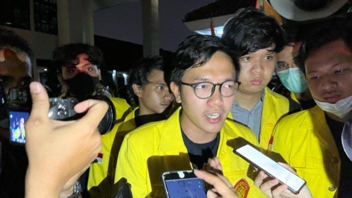 Demo di Rektorat UI Berujung Kecewa, Ketua BEM: Yang Hadir Bukan Rektor ...