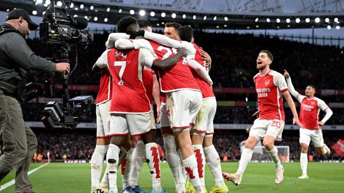 Cara Nonton Live Streaming Arsenal vs Man City Liga Inggris Live SCTV - Tribunmataraman.com