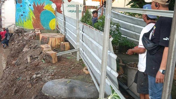 Tembok SMAN 103 Jakarta Roboh, Aktivitas Sekolah Tak Terganggu ...