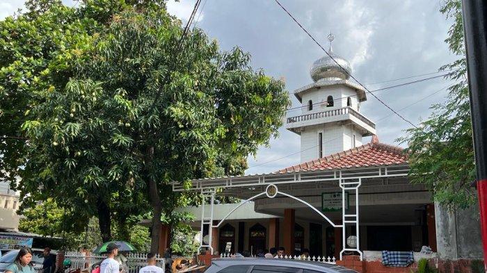 Berkunjung ke Masjid Jami Al Anwar, Saksi Sejarah Perkembangan Islam di ...