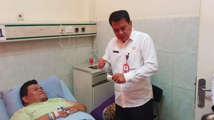 Senyum Engky Berbobot 200 Kg Dirawat di RSUD Tangerang, Terbersit ...