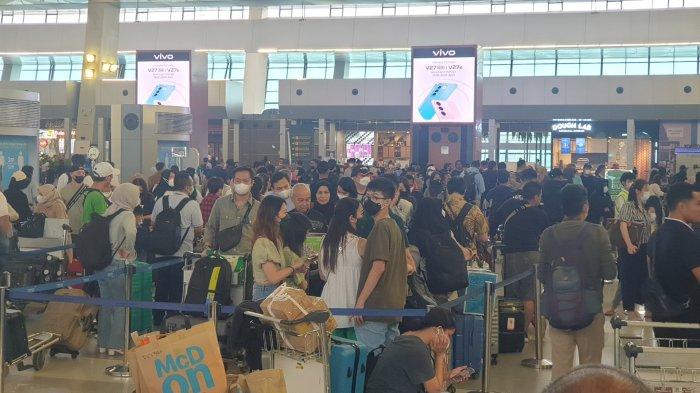 Membeludak, Ribuan Permintaan Penerbangan Tambahan di Bandara Soekarno-Hatta Pada Arus Mudik ...