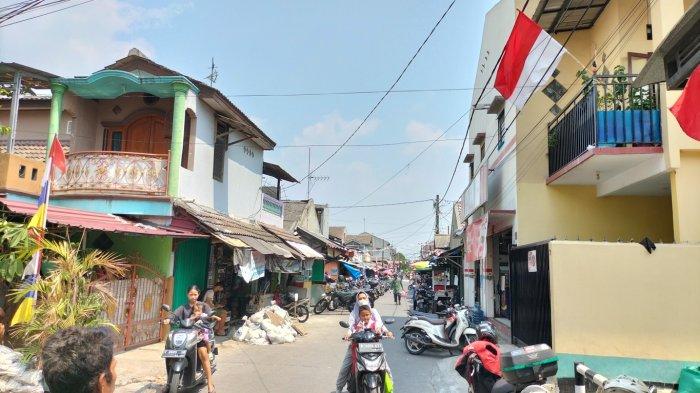 Dikira Bangkai Kucing, Warga Bekasi Geger Benda Diduga Bom Pipa ... Dikira Bangkai Kucing, Warga Bekasi Geger Benda Diduga Bom Pipa ...