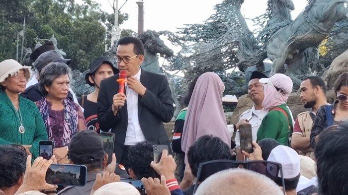 Orasi ke Massa Aksi, Refly Harun Akui Tak Kecewa Soal Putusan MK - Tribunjakarta.com