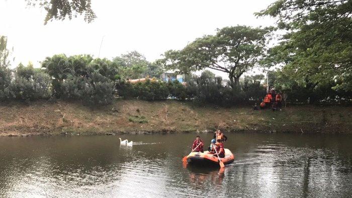 Pria Misterius Ceburkan Diri ke Danau Lagoon Bekasi hingga Tak Muncul ...