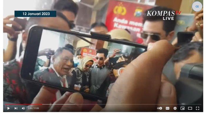 Terungkap Bentuk KDRT Ferry Irawan ke Venna Melinda Sampai Retak Tulang Rusuk - Tribunjakarta.com