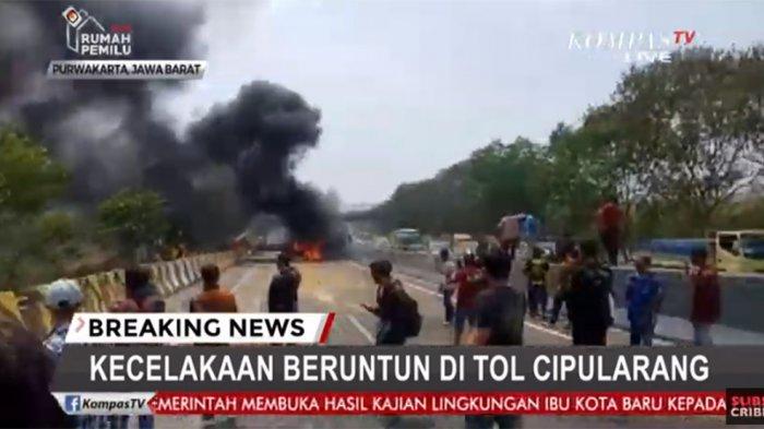 Sejumlah Mobil 100 Persen Terbakar yang Terlibat Tabrakan Beruntun di ...