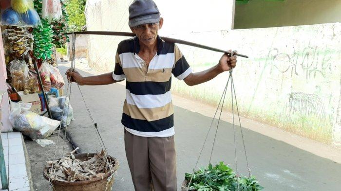 Kisah Engkong Tangeng, Penjual Buah dan Sayur yang Tak Tega Ambil ...