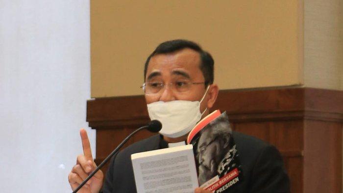 Ephorus HKBP Robinson Butarbutar Dukung Sabam Sirait jadi Pahlawan ...
