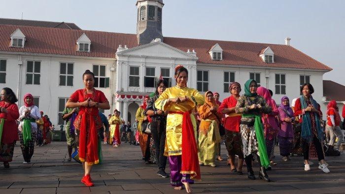 Tari Cokek, Akulturasi Budaya Tionghoa-Betawi yang Sempat Dianggap ...