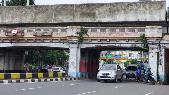 Jembatan Kereta di Jalan Matraman Raya Sampai Stasiun Jatinegara ...