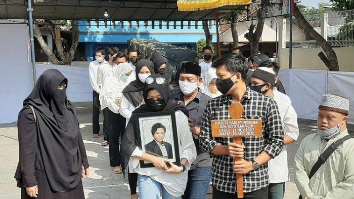 Antar Rinaldi ke Peristirahatan Terakhir, Adik Korban Mutilasi Kalibata City: Saya Belajar ...