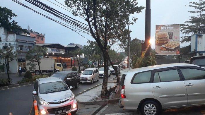 Promo Drive Thru McD Bikin Macet Parah Jalan Ciater Serpong Hingga 3 Km ...