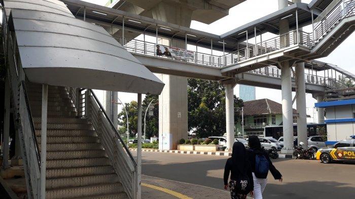 Inilah Daftar Halte Bus Transjakarta yang Tersedia Mesin Pembelian ...