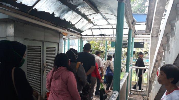 Pandemi Corona di Jakarta, Penumpang TransJakarta Harus Disiplin Jaga ...