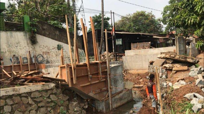 Perbaikan Jembatan Bambu Apus Sempat Mangkrak 3 Minggu, Kadis PU ...