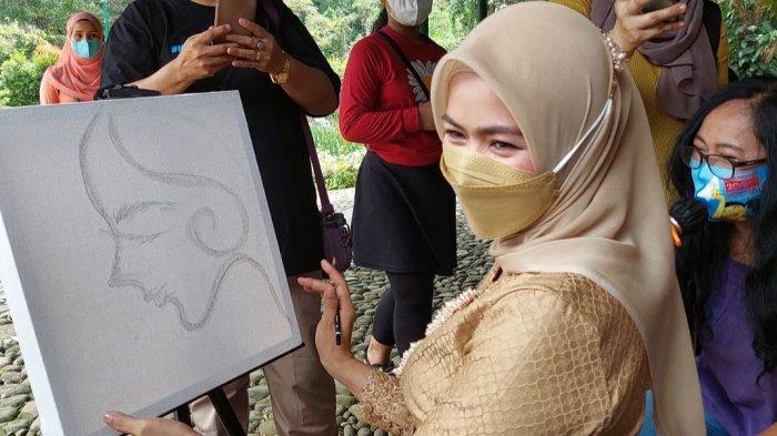 Anggun, Yane Ardian Istri Wali Kota Bogor Bima Arya Jadi Sorotan Saat ...