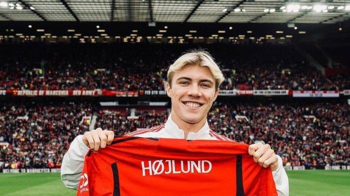 Rasmus Hojland Jadi Pemain Baru Manchester United, Mimpi Kecil Jadi ...