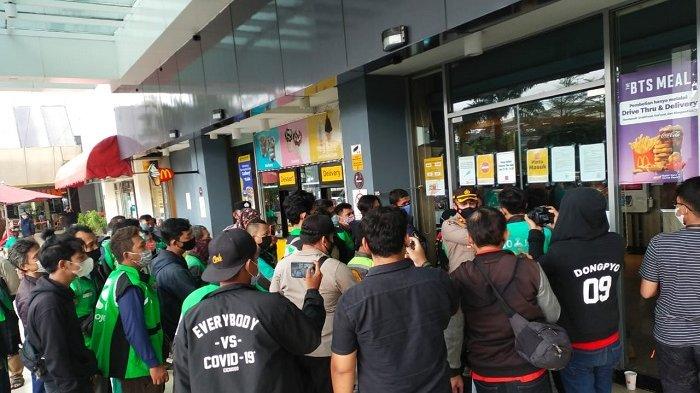 Gara-gara BTS Meal, Antrean Driver Ojol di Mcd Kawasan Arion Mengular ...