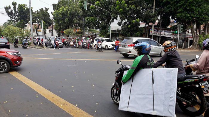 Banyak yang Menerobos, Fungsi 'Yellow Box Junction' Harus ...