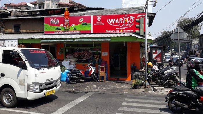 Cerita Nostalgia Pembeli di Warteg Warmo Tebet yang Legendaris Sejak ...