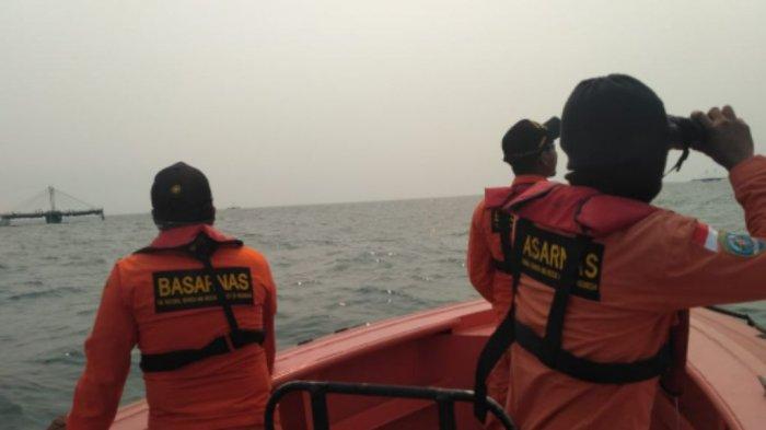 Pencarian Awak Kapal yang Tenggelam di Perairan Teluk Jakarta Masuk ...