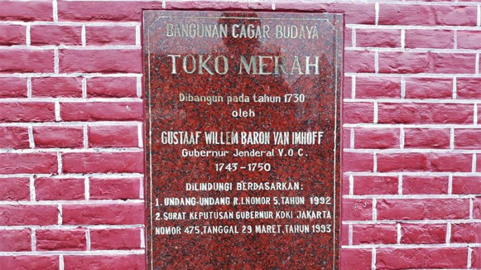 Mengintip Toko Merah, Bangunan Bersejarah yang Kini Sepi ...