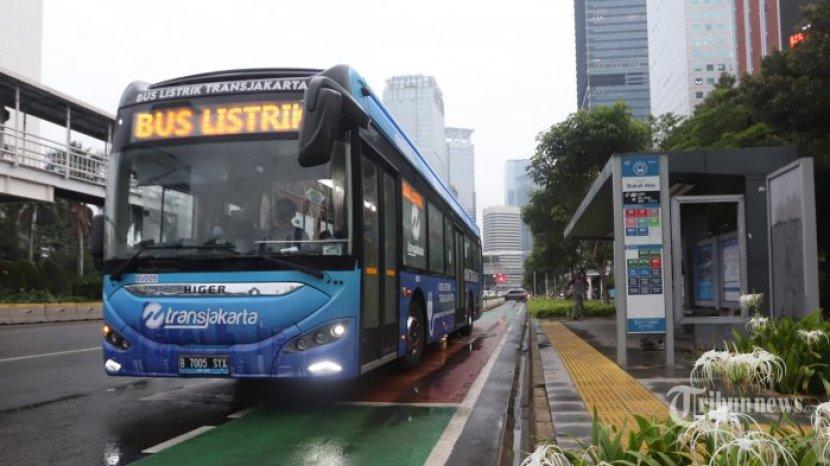 Hari Ini Bus Listrik Transjakarta Rute Blok M-Balai Kota DKI Beroperasi ...