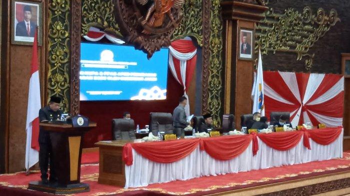 Edi Purwanto Pimpin Paripurna Penyampaian KUPA dan PPAS APBD Perubahan 2022 oleh Gubernur Jambi ...