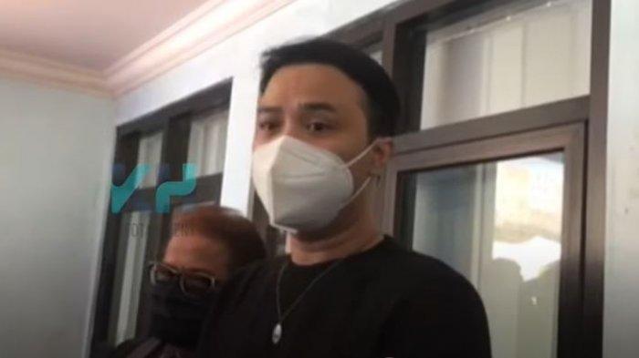 Dennis Lyla Pilih Tak Berkomentar Soal Tudingan Selingkuh dan KDRT ...