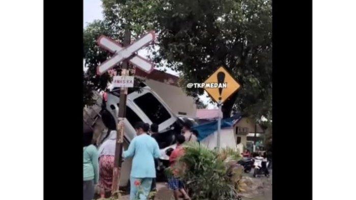 Viral Video Mobil Porsche Nempel di Dinding Sat Samapta Polrestabes ...