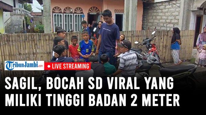 Pengakuan Sagil Murid SD yang Viral Karena Tinggi 2 Meter di Kerinci ...