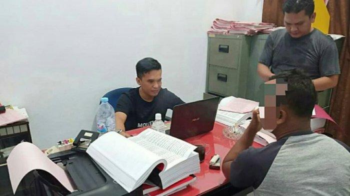 Mantan Kades Talang Emas Ditangkap Tengah Malam, Diduga Rugikan Negara ...