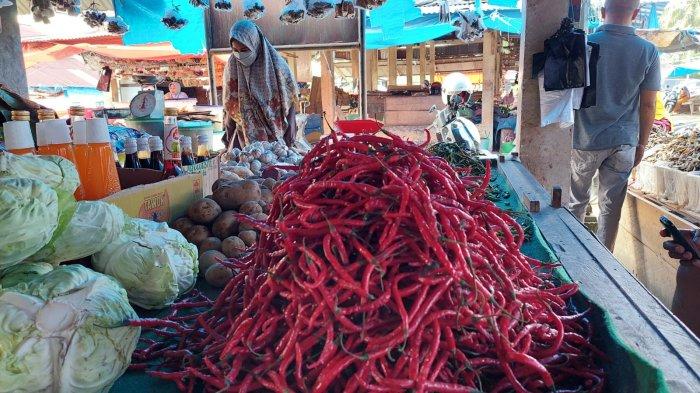 Harga Cabai Merah di Pasar Lebak Bungur Tebo, Mulai Turun di Level Rp 60 Ribu per Kg ...