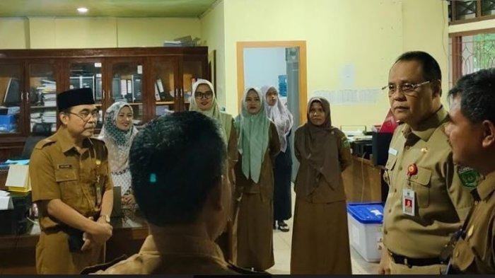 Pj Bupati Tebo Varial Sidak di Hari Pertama Kerja Pasca Libur Lebaran - Tribunjambi.com