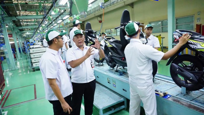 Meninjau Lebih Dekat Proses Produksi Sepeda Motor Honda di Pabrik PT ...