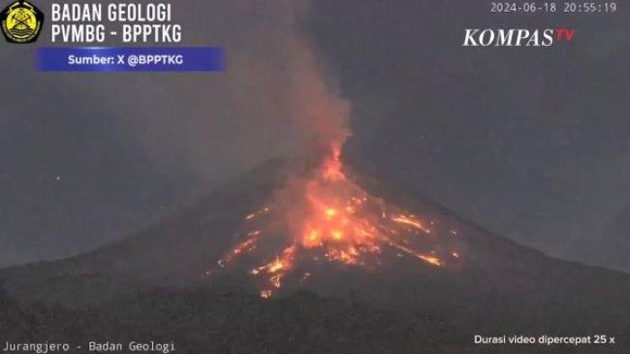 Gunung Merapi Luncurkan Awan Panas Guguran Sejauh 1,5 Km ke Arah Kali ...