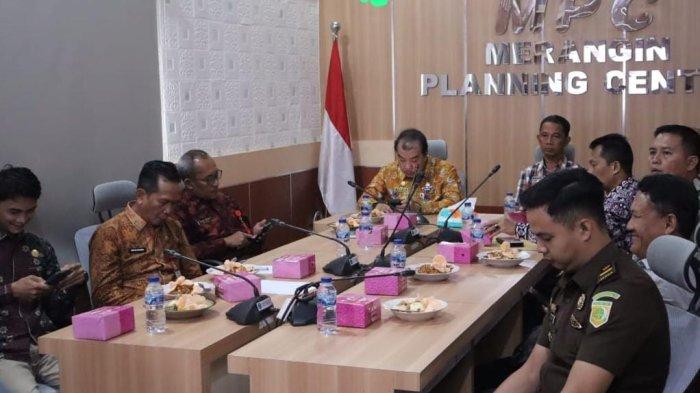 Jelang Pilkada Serentak 2024, Pj Bupati Merangin Harap Masyarakat Jaga Ketentraman - Tribunjambi.com