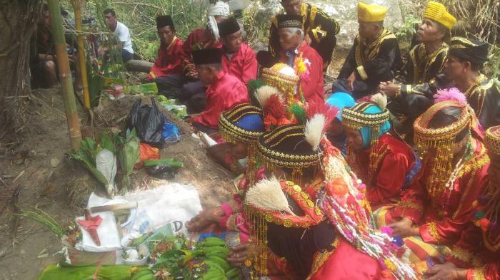 FOTO - Begini Ritual Adat Minta Hujan di Kerinci - Tribunjambi.com